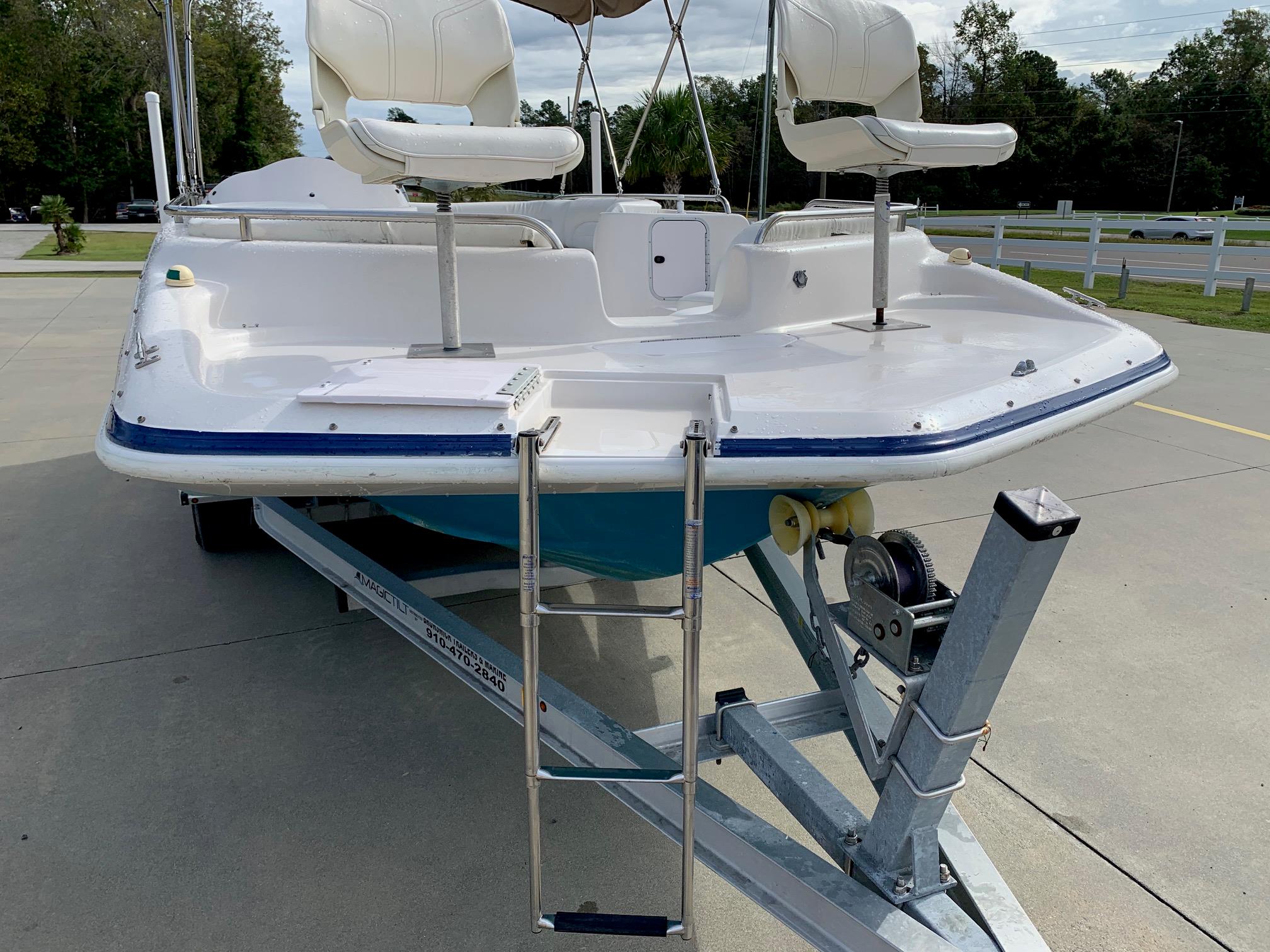 1998 Hurricane Fun Deck 201 OB For Sale In NC - Angler's Marine - 910 ...