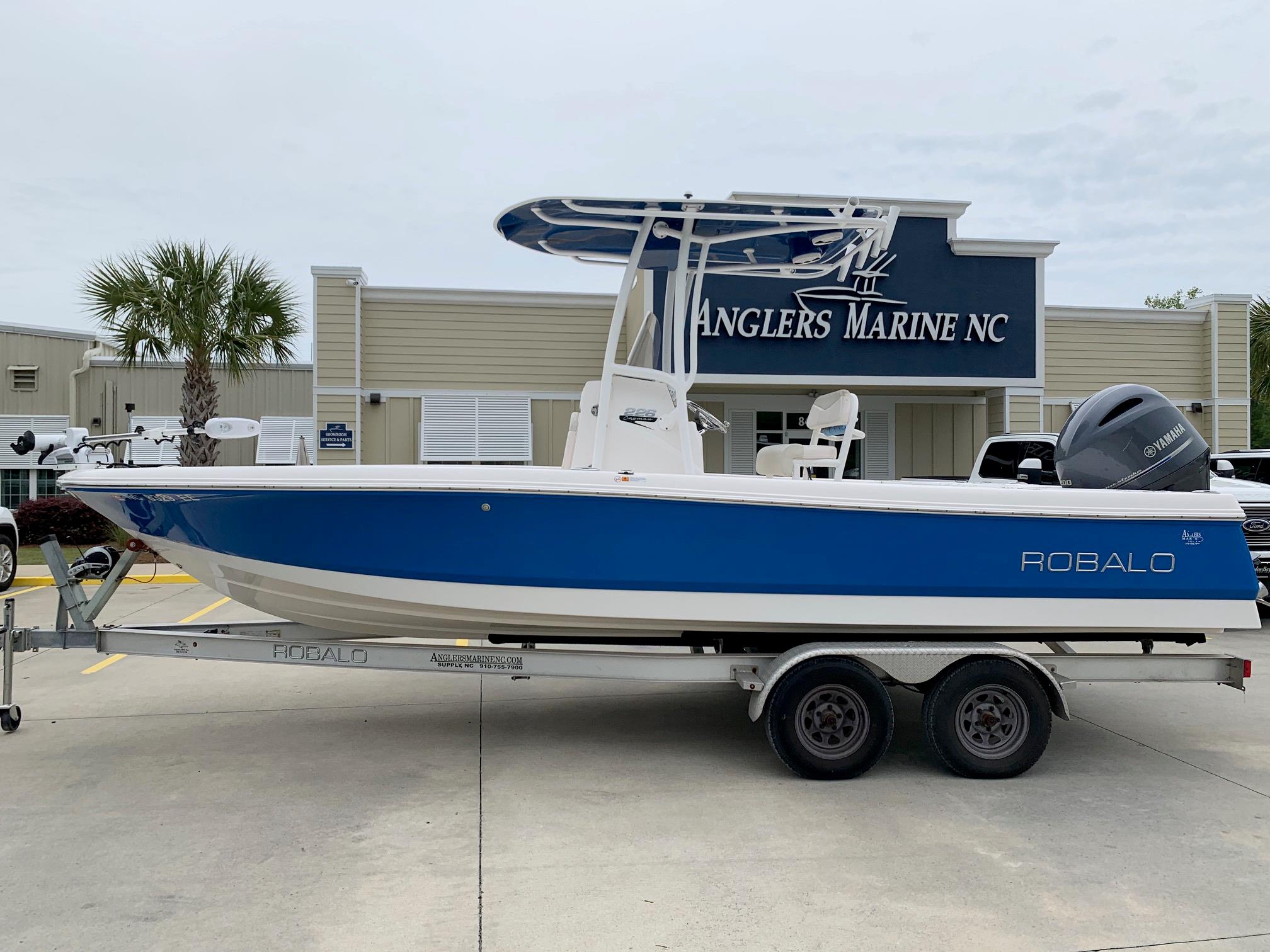 2017 Robalo 226 Cayman For Sale In NC - Angler's Marine - 910-755-7900