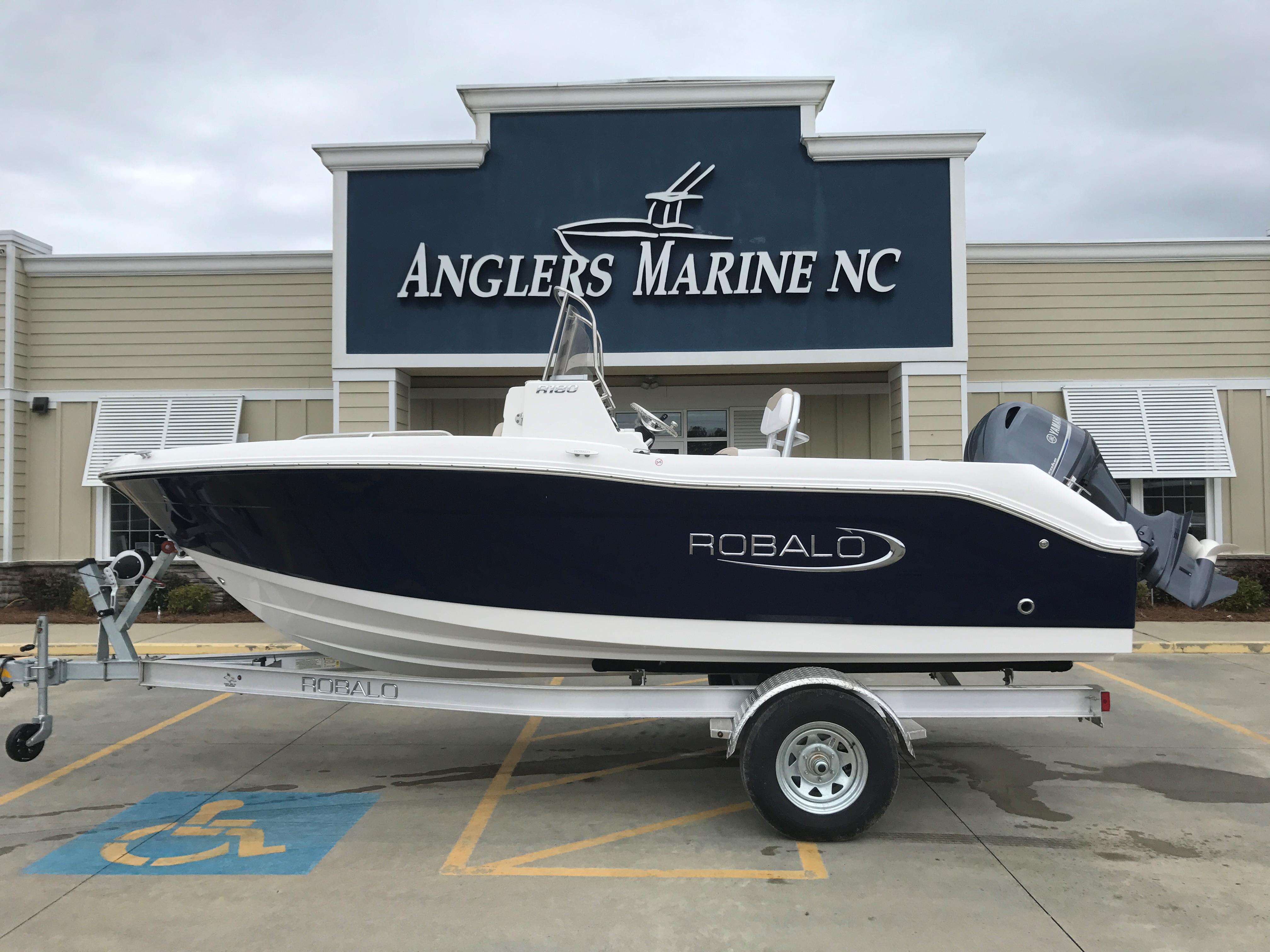 2020 Robalo R180 Black/White (ON ORDER) For Sale In NC - Angler's ...