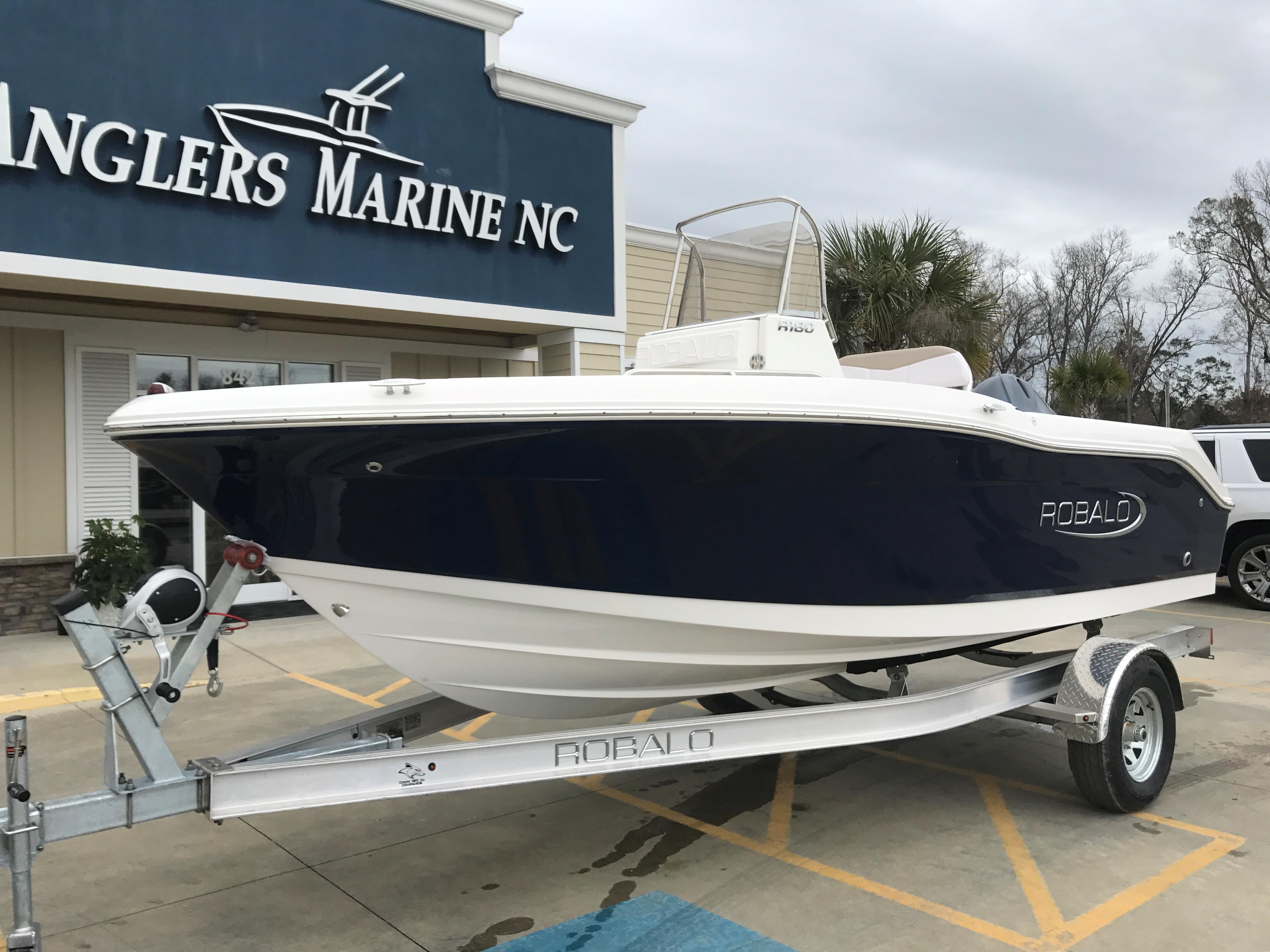 New 2025 Robalo R180 Black/White Boat for Sale | Anglers Marine