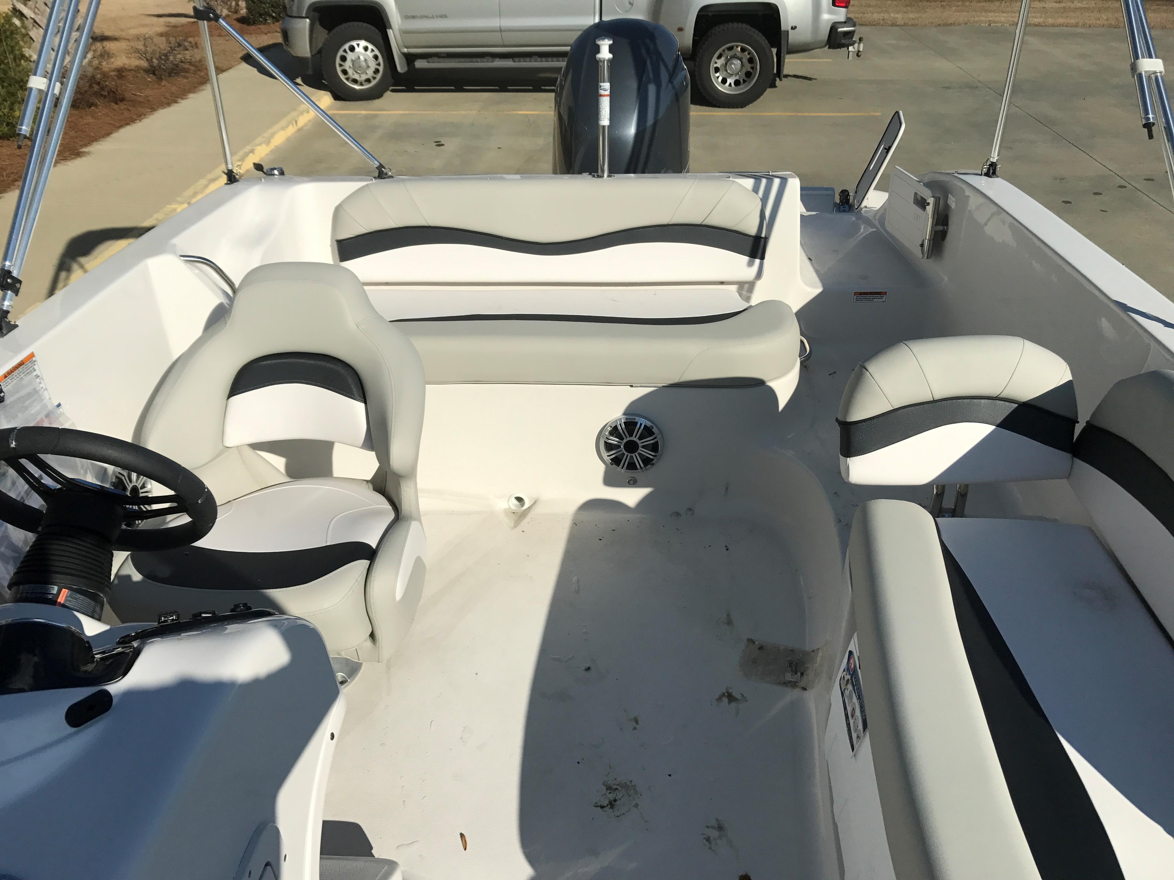 2019 Starcraft 2000 Limited For Sale In NC - Angler's Marine - 910-755-7900