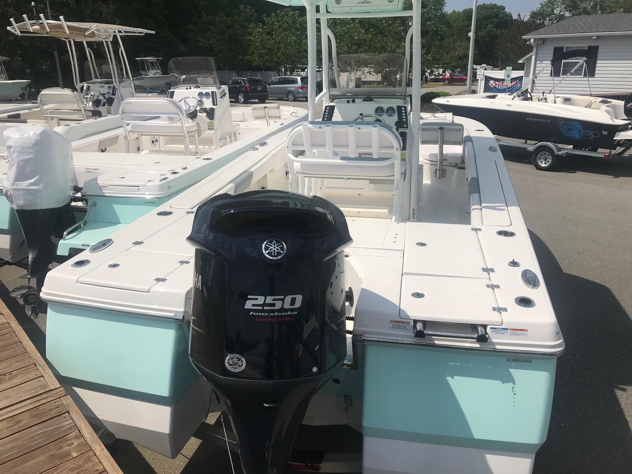 2020 Robalo 246 Cayman Seafoam/White #K0112 (CLAYTON) For Sale In NC ...
