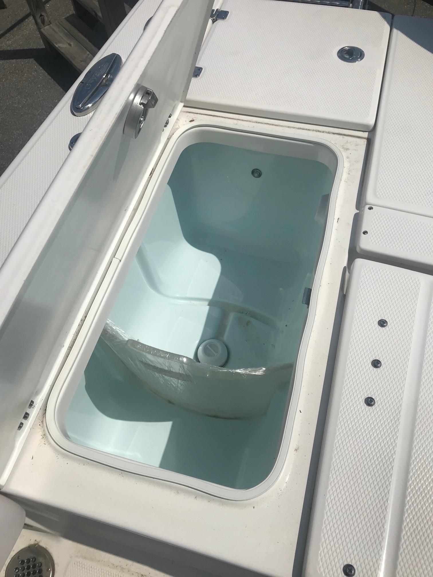 2020 Robalo 246 Cayman Seafoam/White #K0112 (CLAYTON) For Sale In NC ...