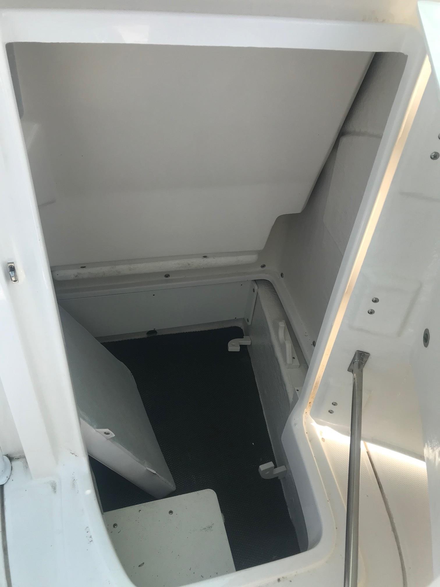 2020 Robalo 246 Cayman Seafoam/White #K0112 (CLAYTON) For Sale In NC ...