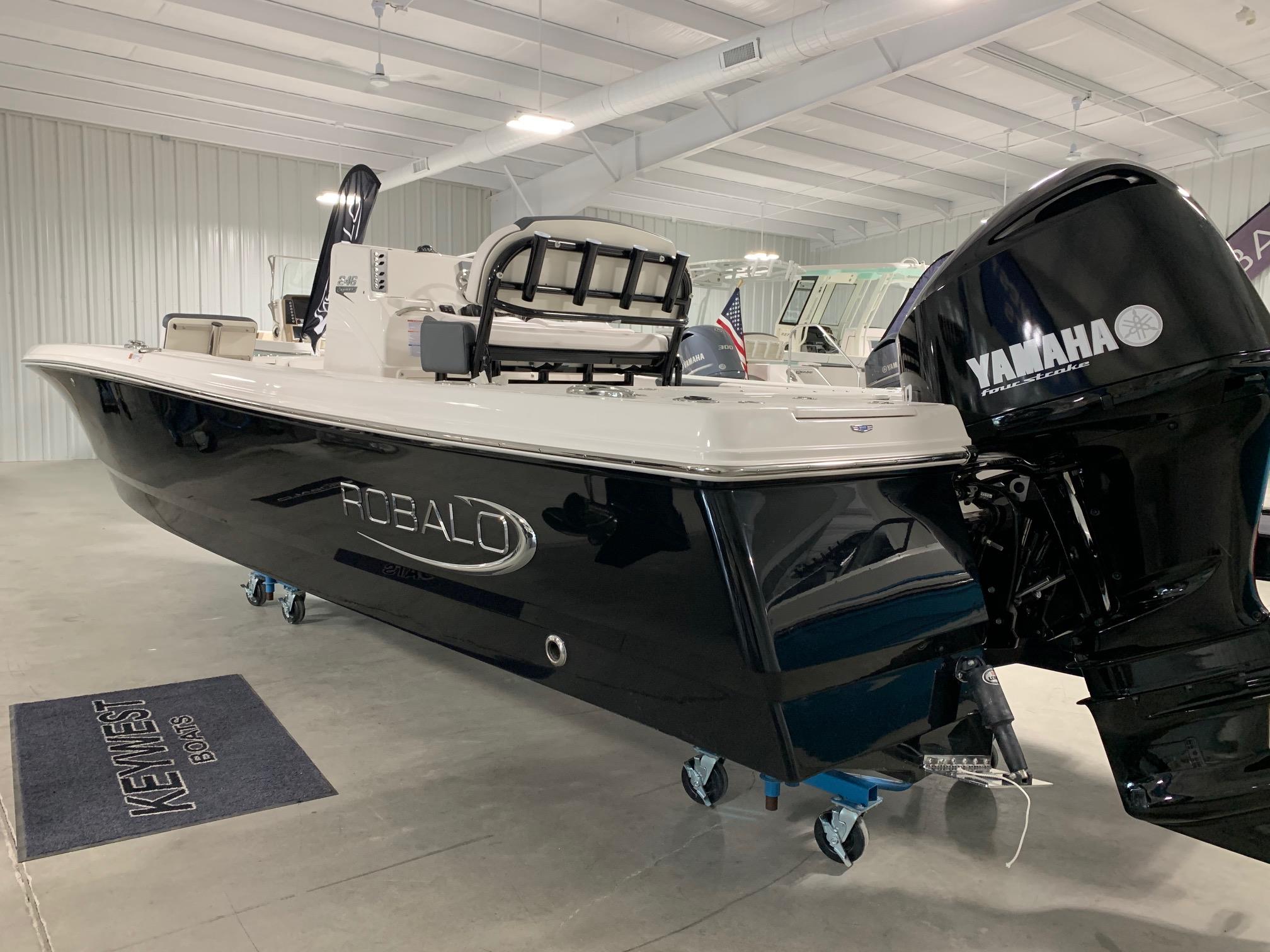 2020 Robalo 246 Cayman Deepwater Black #K0217 For Sale In NC - Angler's ...