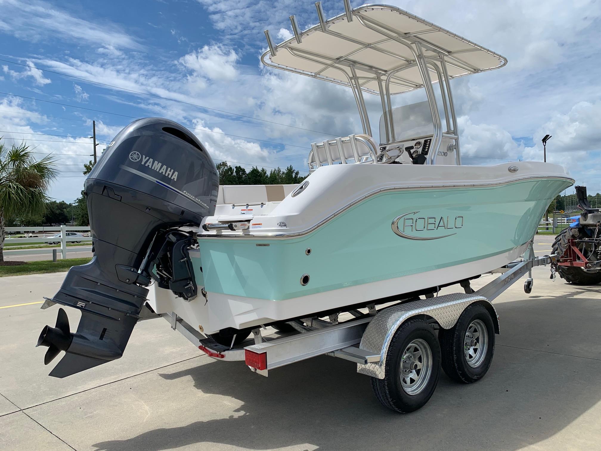 2021 Robalo R200 Seafoam/White For Sale In NC - Angler's Marine - 910 ...