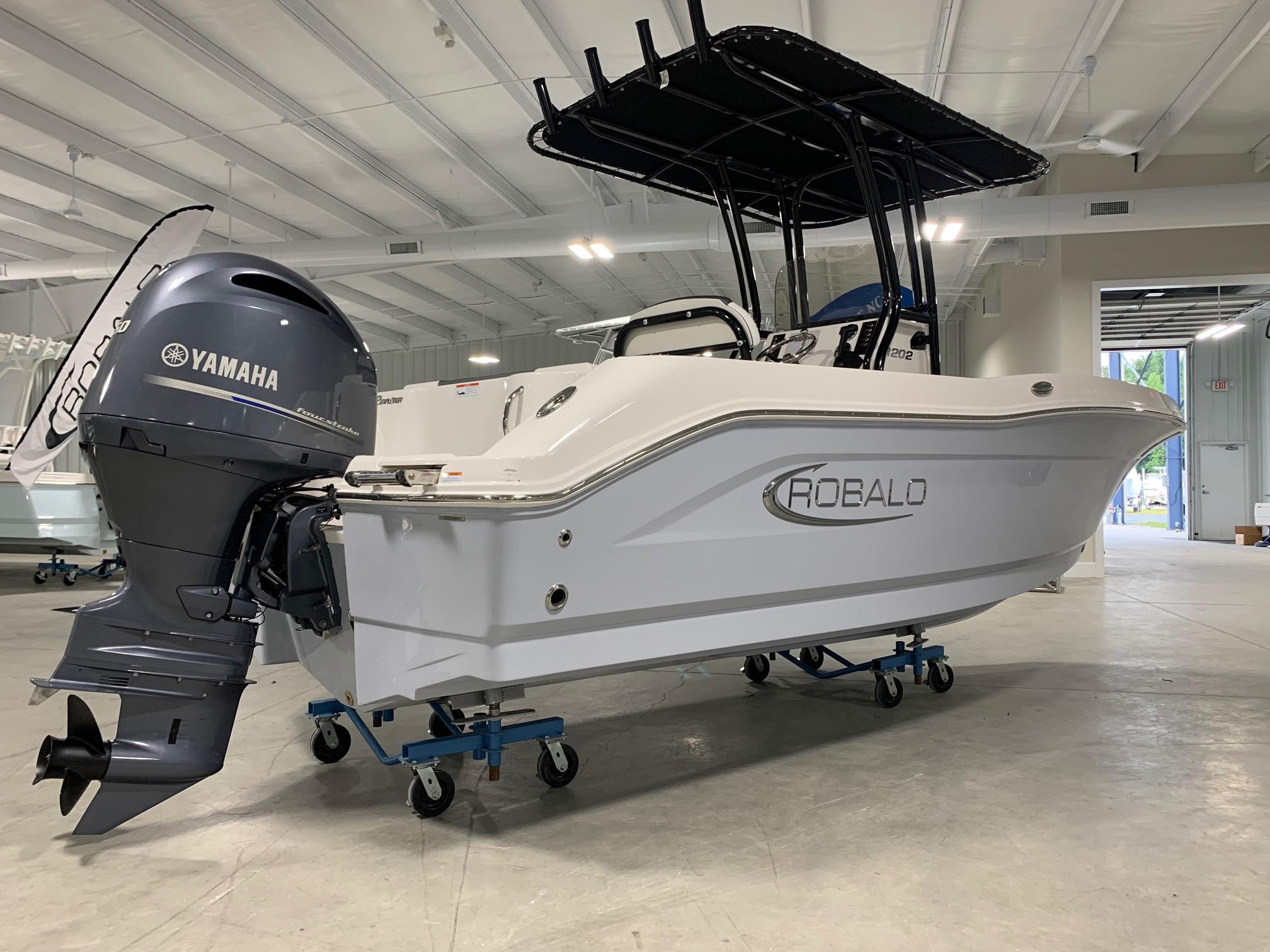 2021 Robalo R202 Explorer Alloy Gray For Sale In NC - Angler's Marine ...