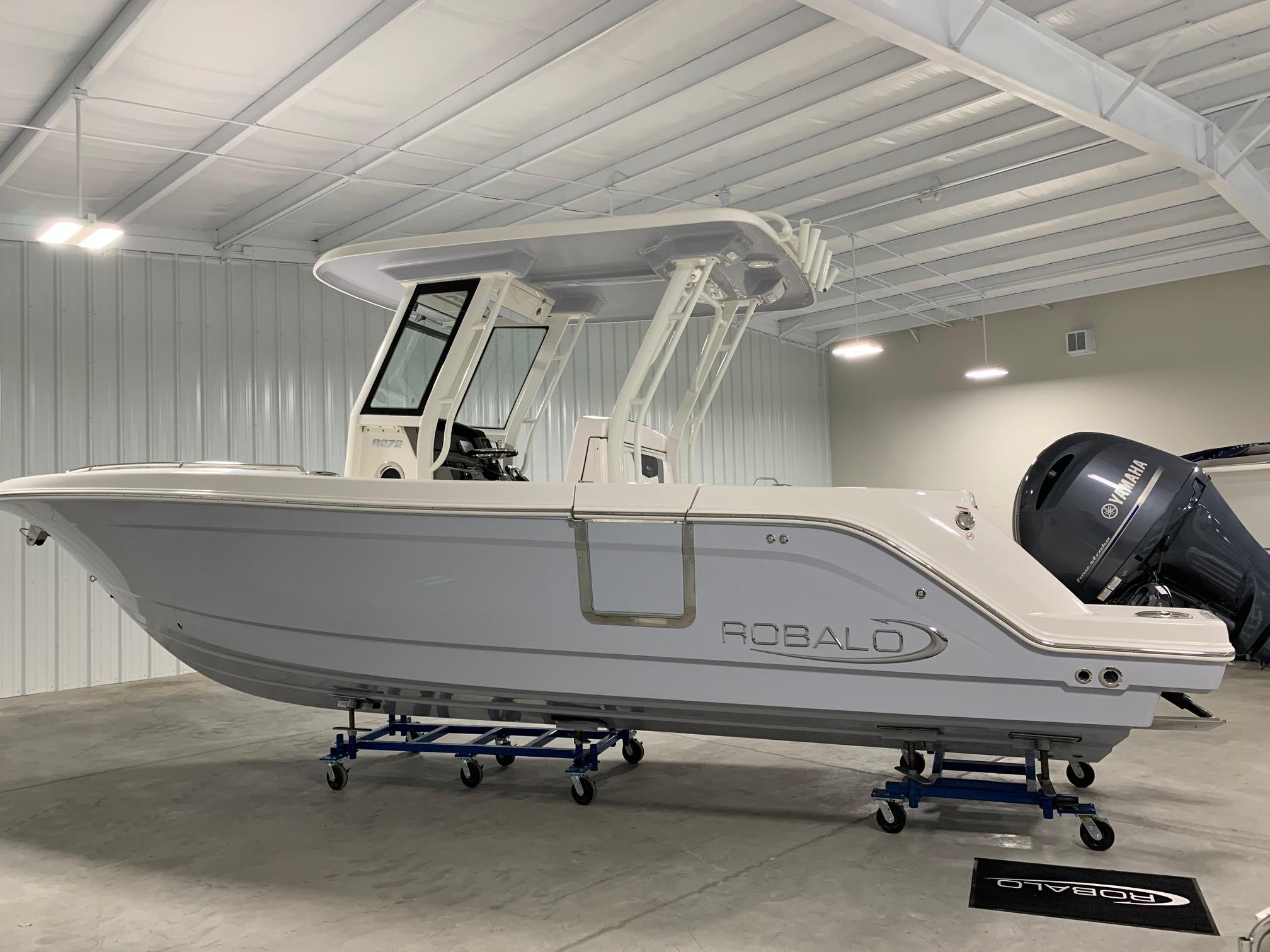 2021 Robalo R272 Alloy Gray For Sale In NC - Angler's Marine - 910-755-7900