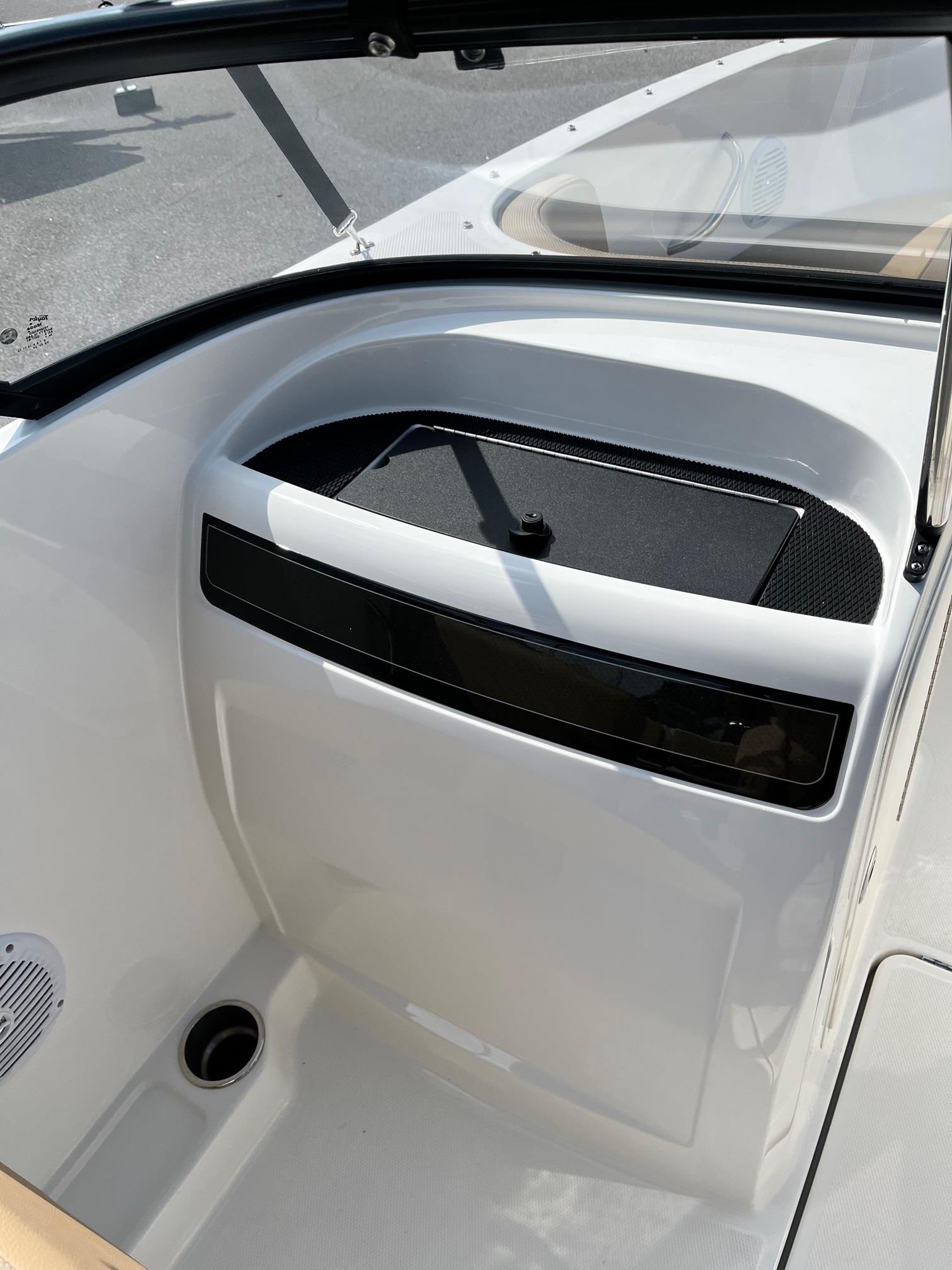 New 2026 Bayliner VR4 Blue Boat for Sale | Anglers Marine