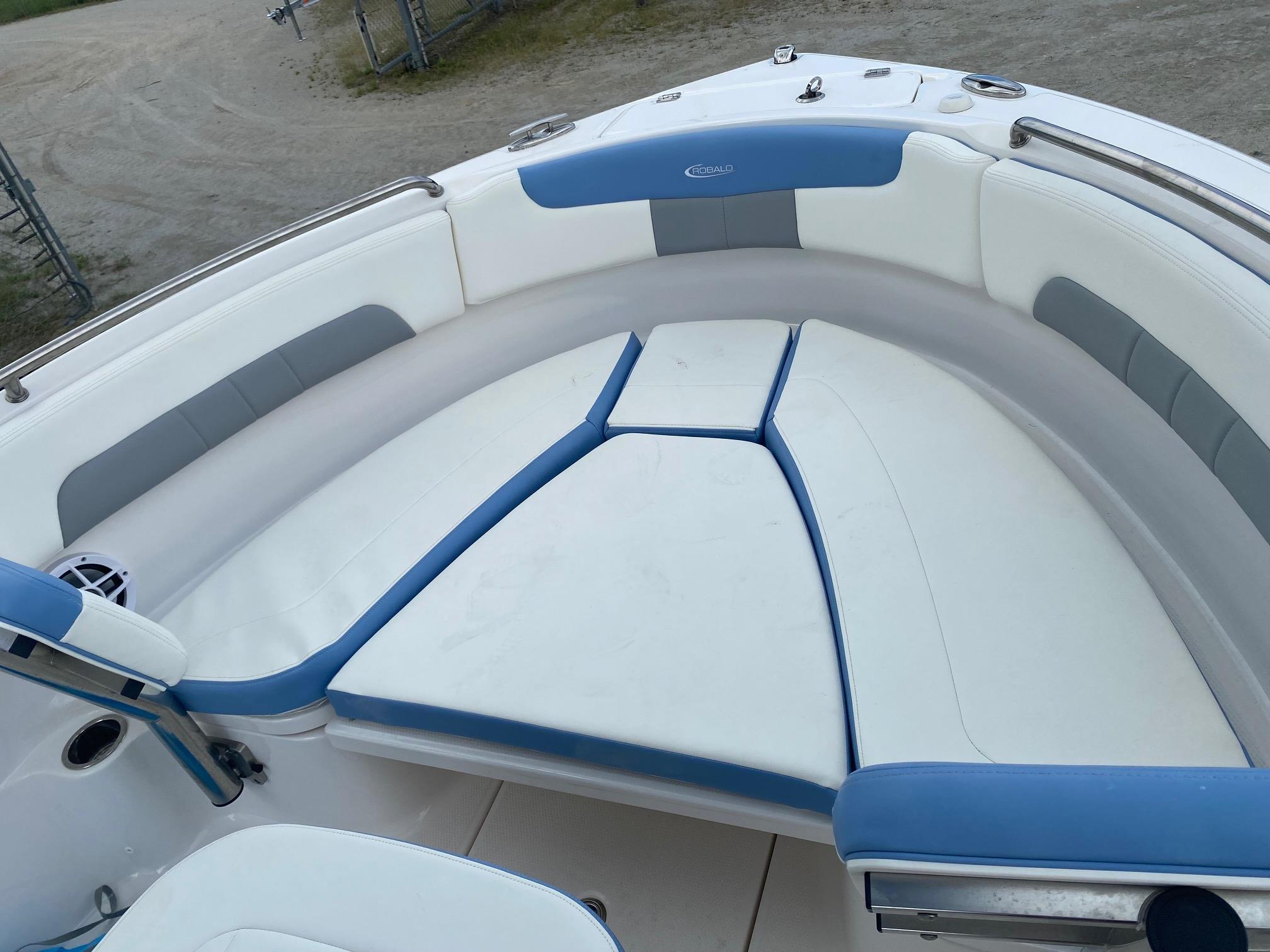 Used 2023 Robalo R222 Explorer Boat for Sale | Anglers Marine