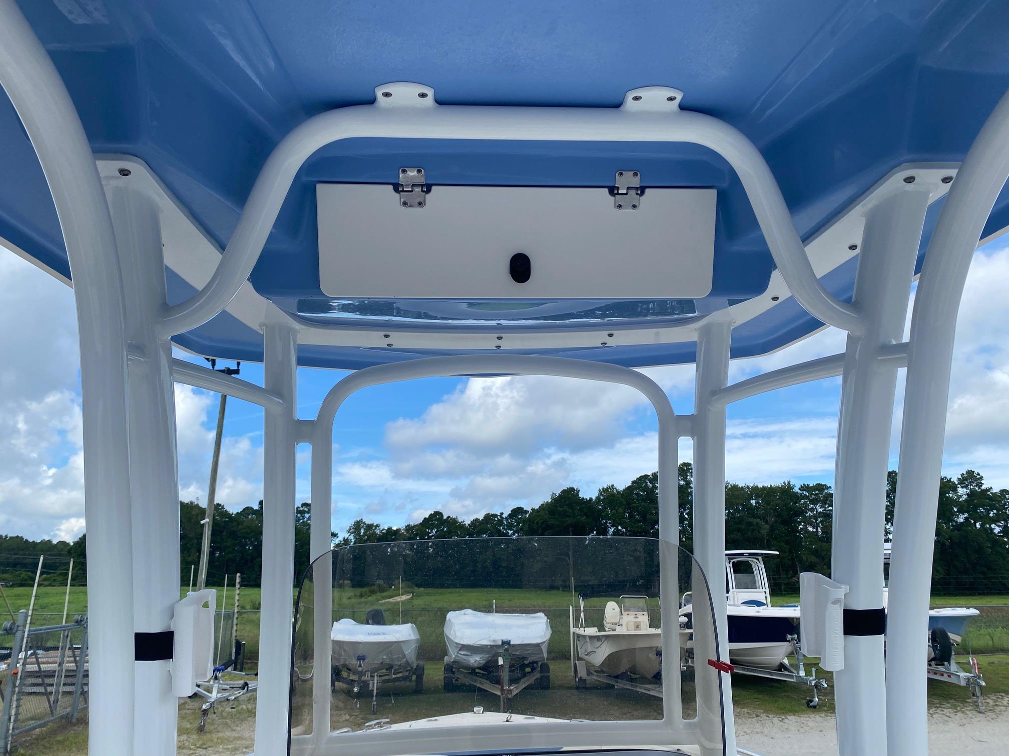 Used 2023 Robalo R222 Explorer Boat for Sale | Anglers Marine