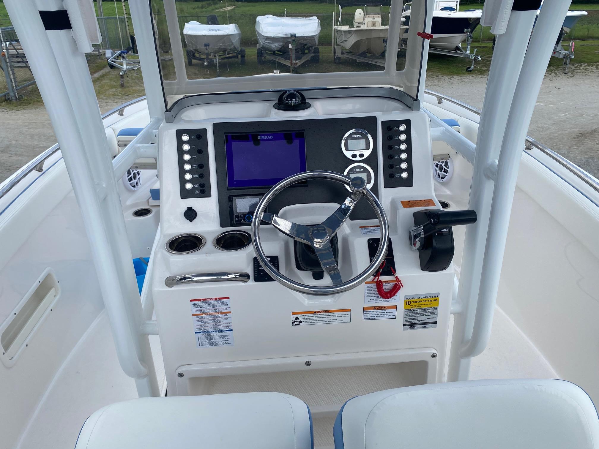 Used 2023 Robalo R222 Explorer Boat for Sale | Anglers Marine