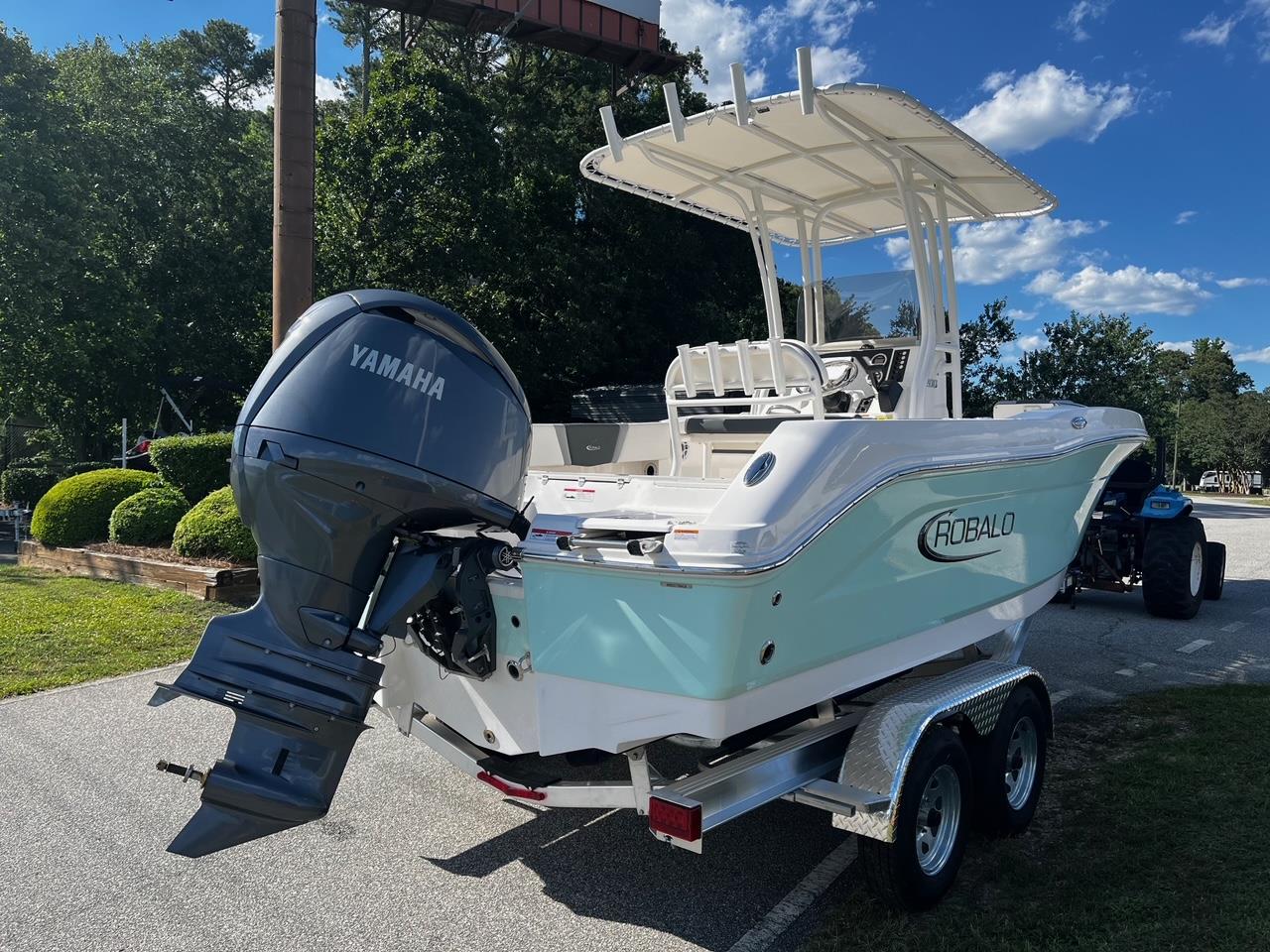 New 2024 Robalo R200 Seafoam/White Boat for Sale | Anglers Marine