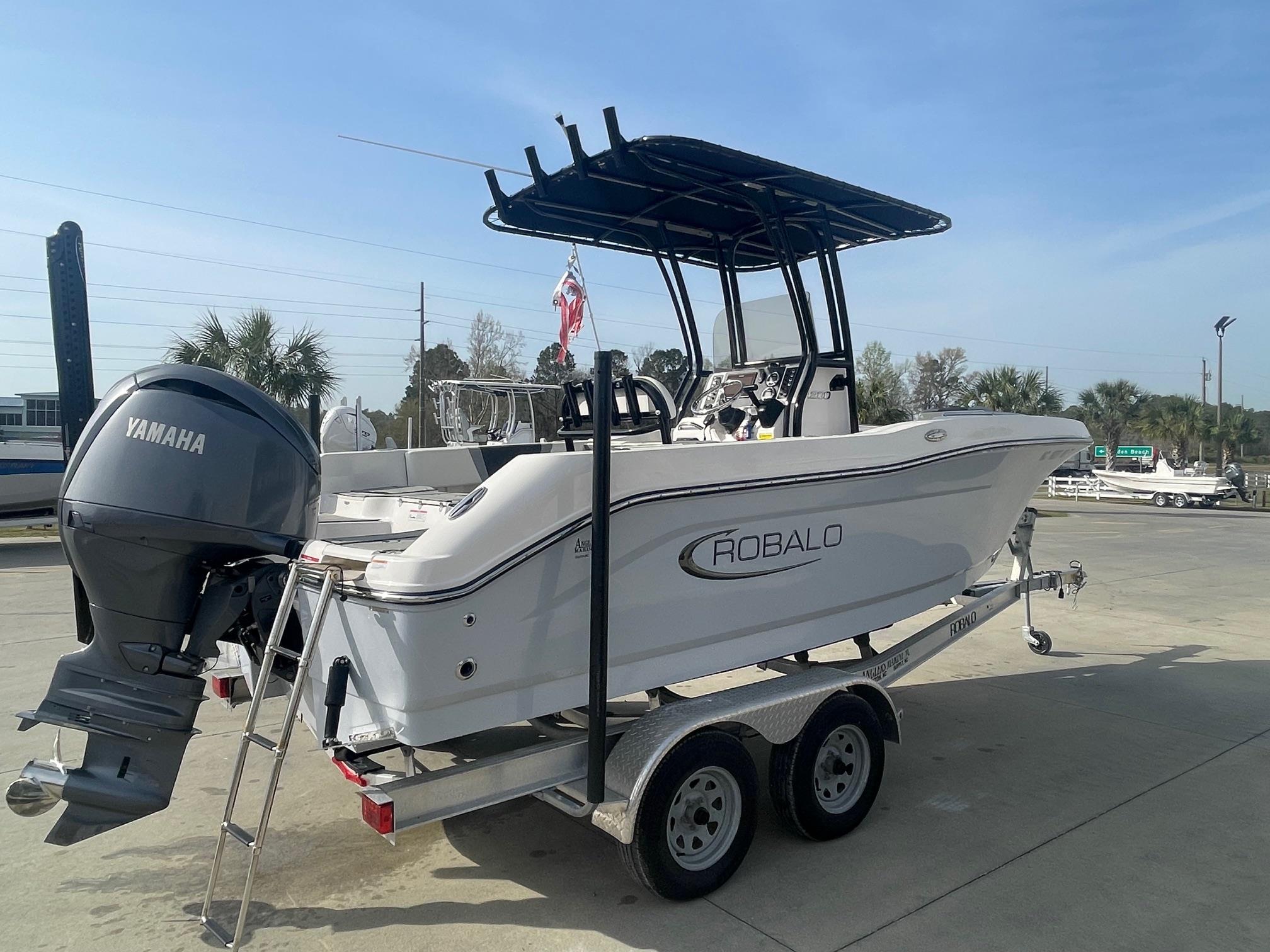 Used 2024 Robalo R200 Boat for Sale | Anglers Marine