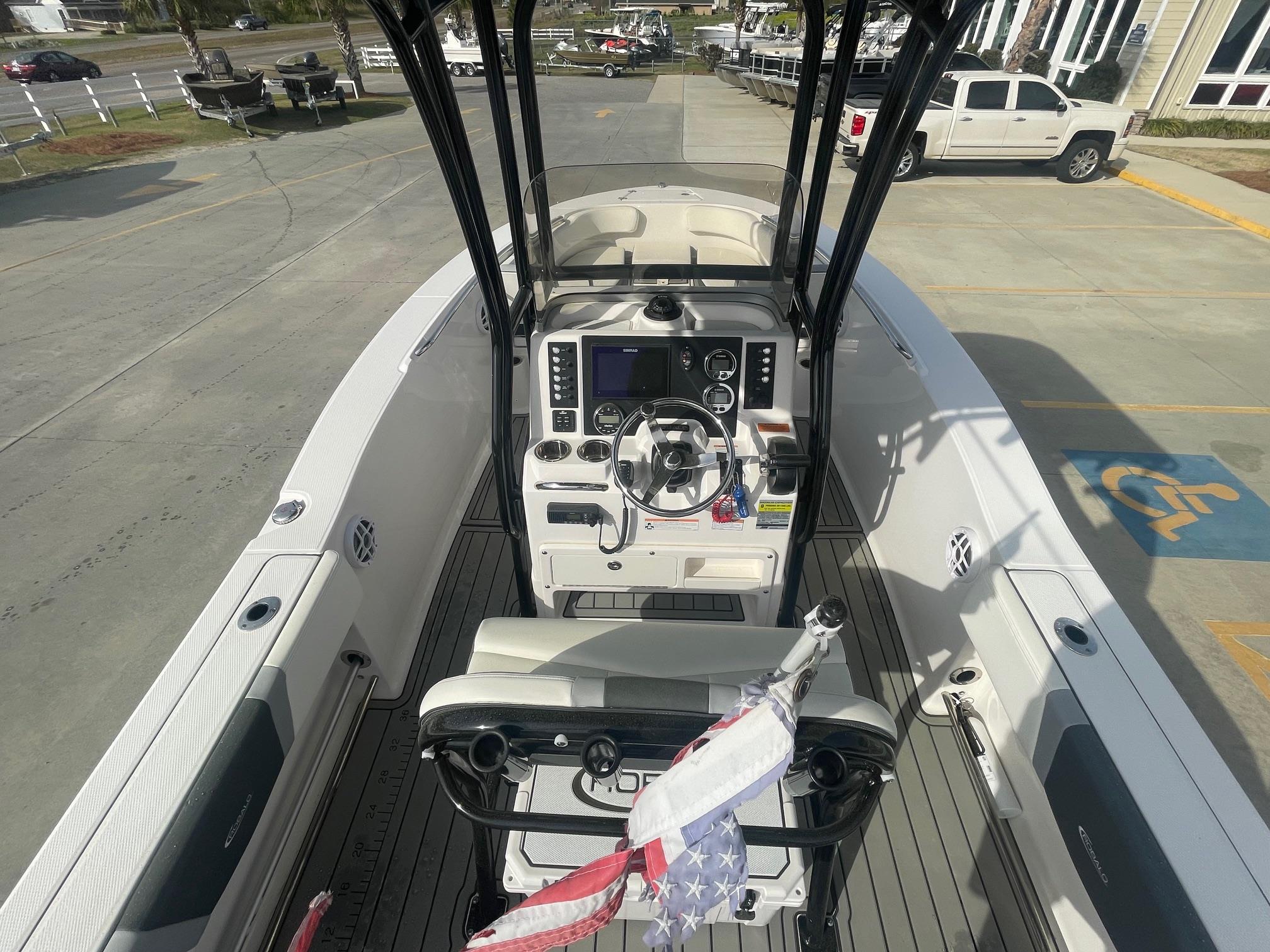 Used 2024 Robalo R200 Boat for Sale | Anglers Marine