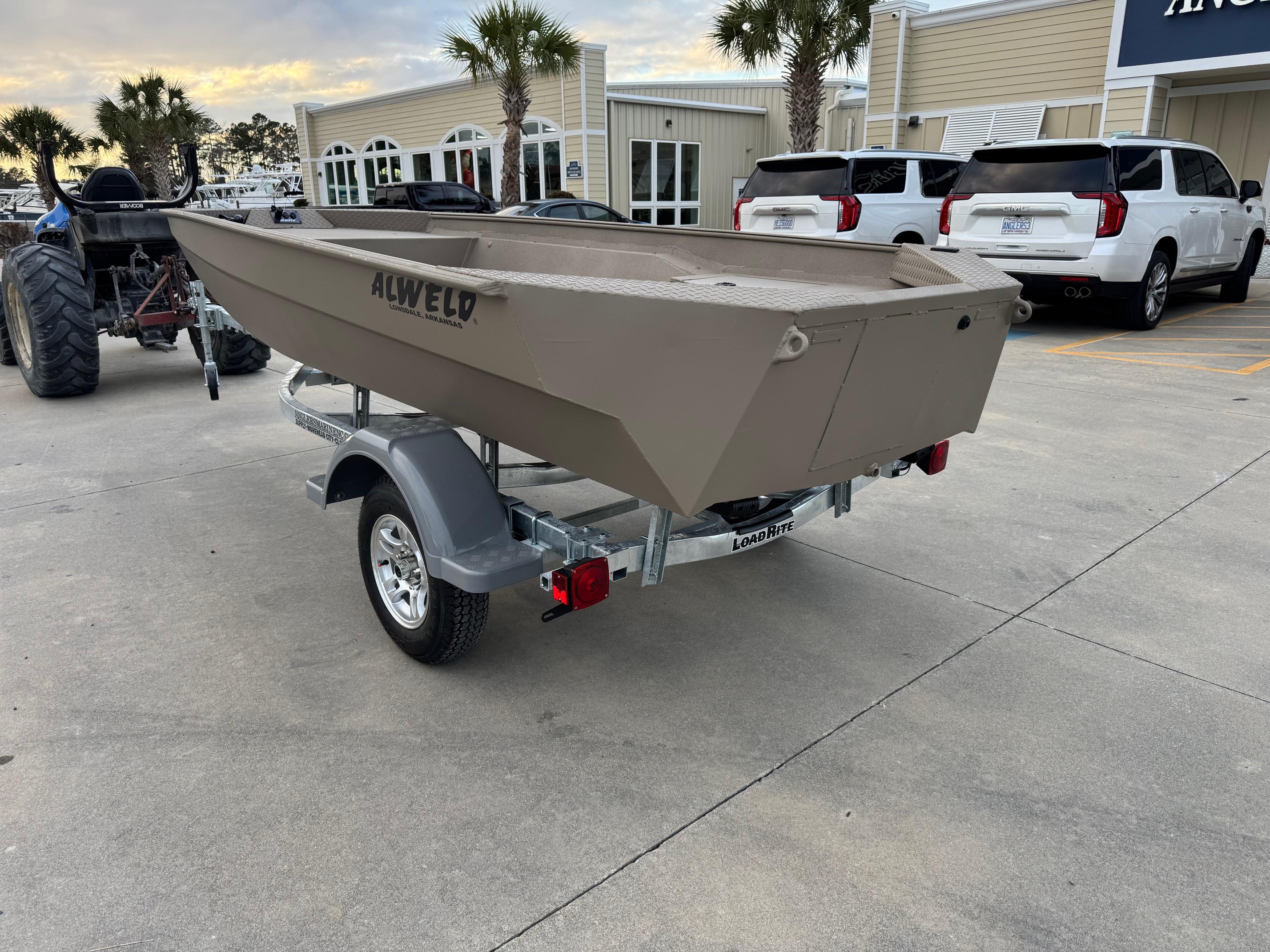 New 2025 Alweld 1548 Invader Khaki Boat for Sale | Anglers Marine