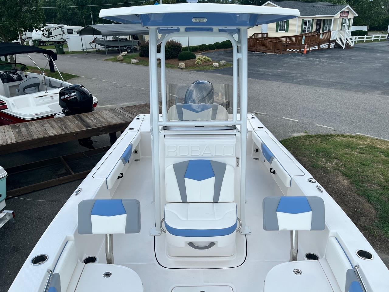 New 2025 Robalo 226 Cayman Steel Blue/White Boat for Sale | Anglers Marine