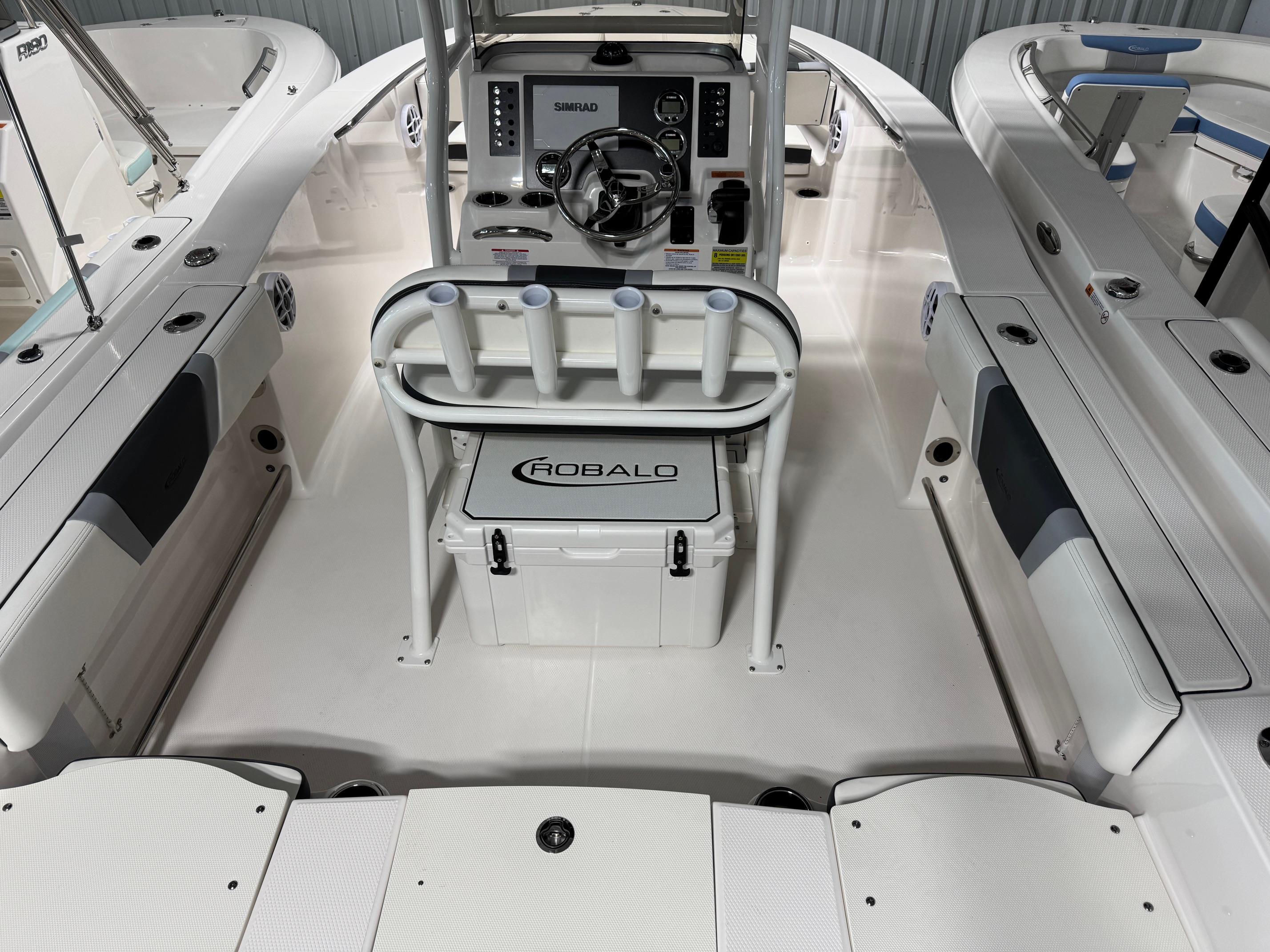 New 2025 Robalo R200 Alloy Gray/White Boat for Sale | Anglers Marine