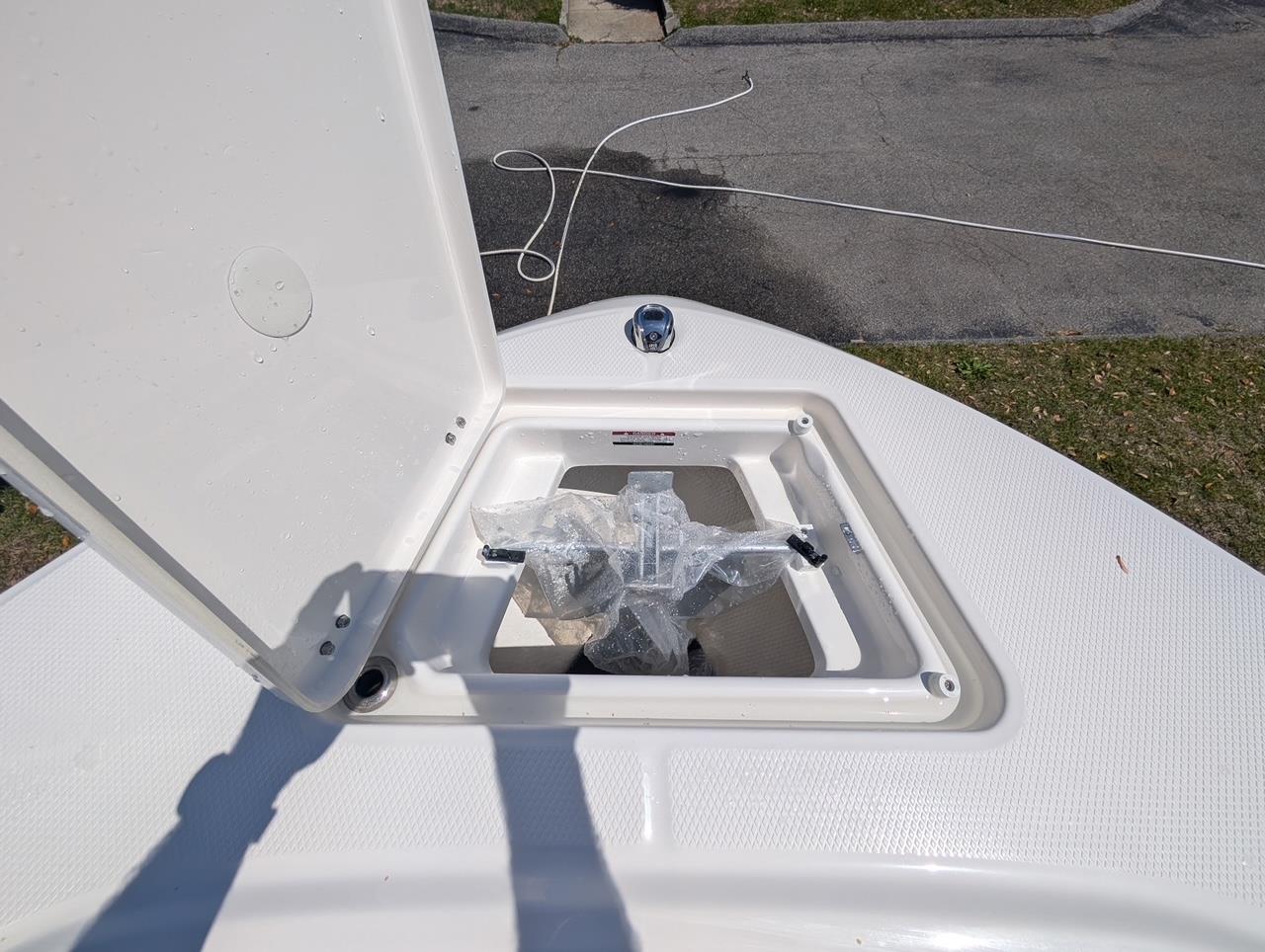 New 2025 Robalo R202EX Steel Blue Boat for Sale | Anglers Marine