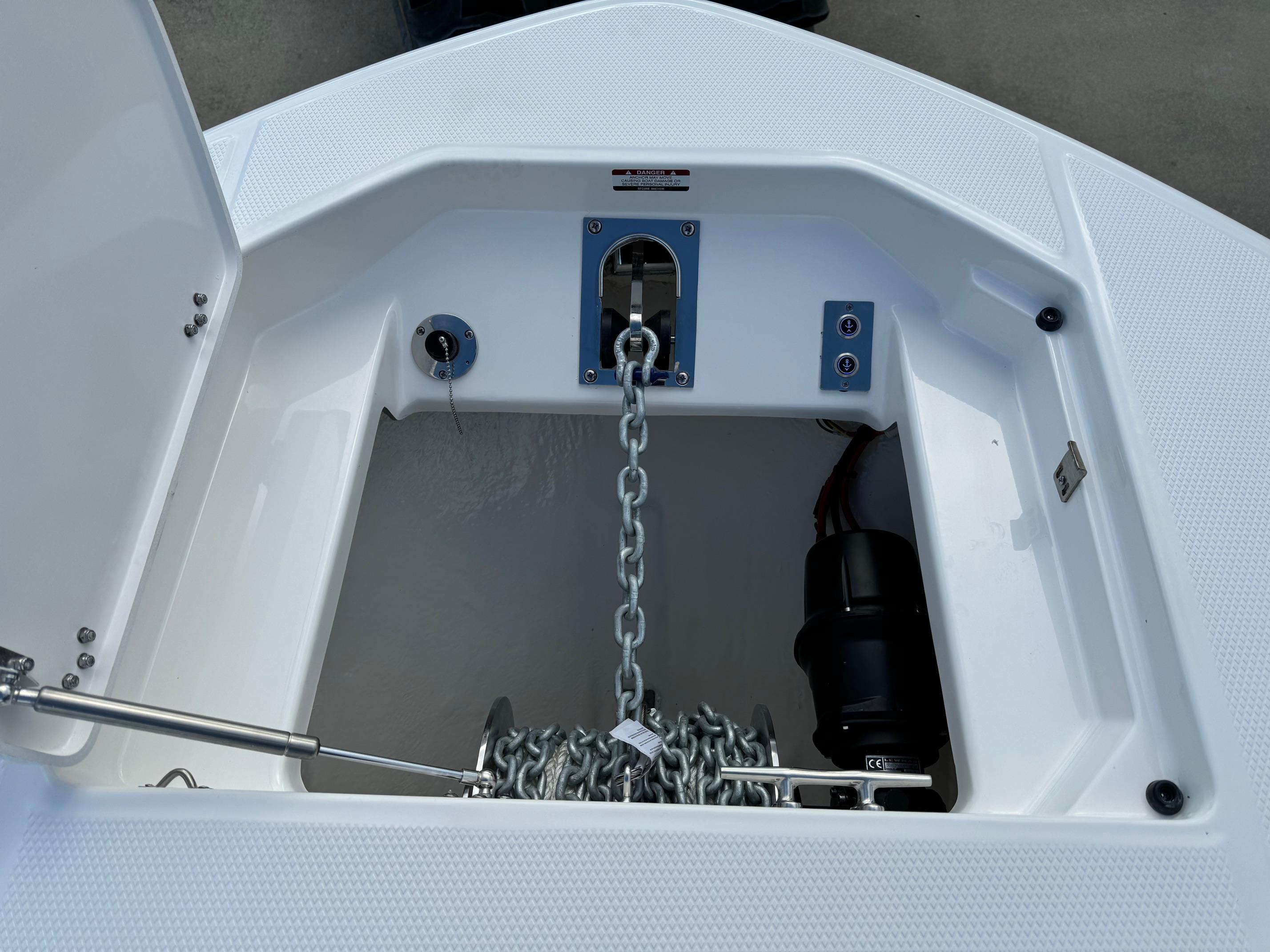 New 2025 Robalo R360 Ice Blue/White Boat for Sale | Anglers Marine