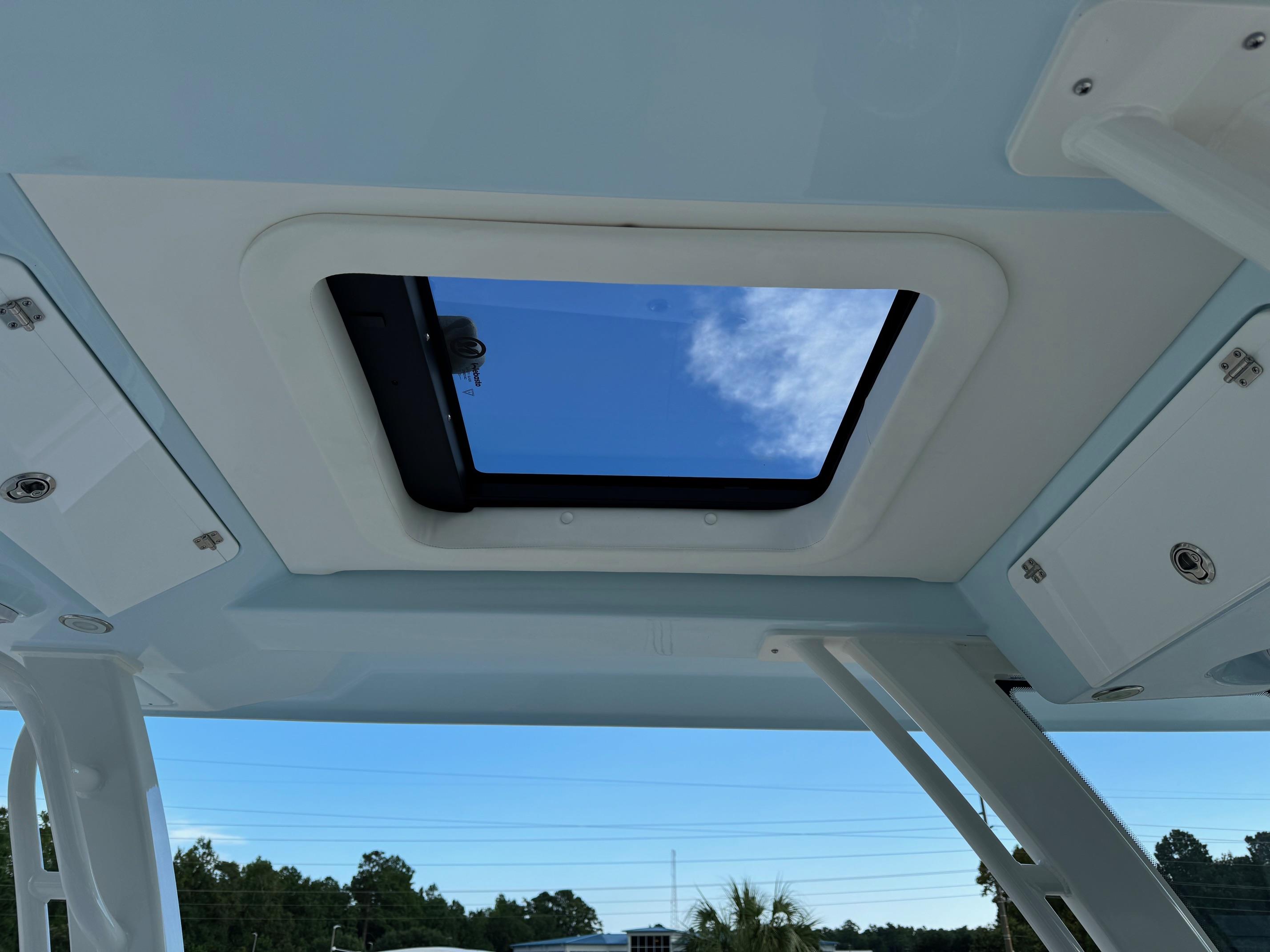 New 2025 Robalo R360 Ice Blue/White Boat for Sale | Anglers Marine