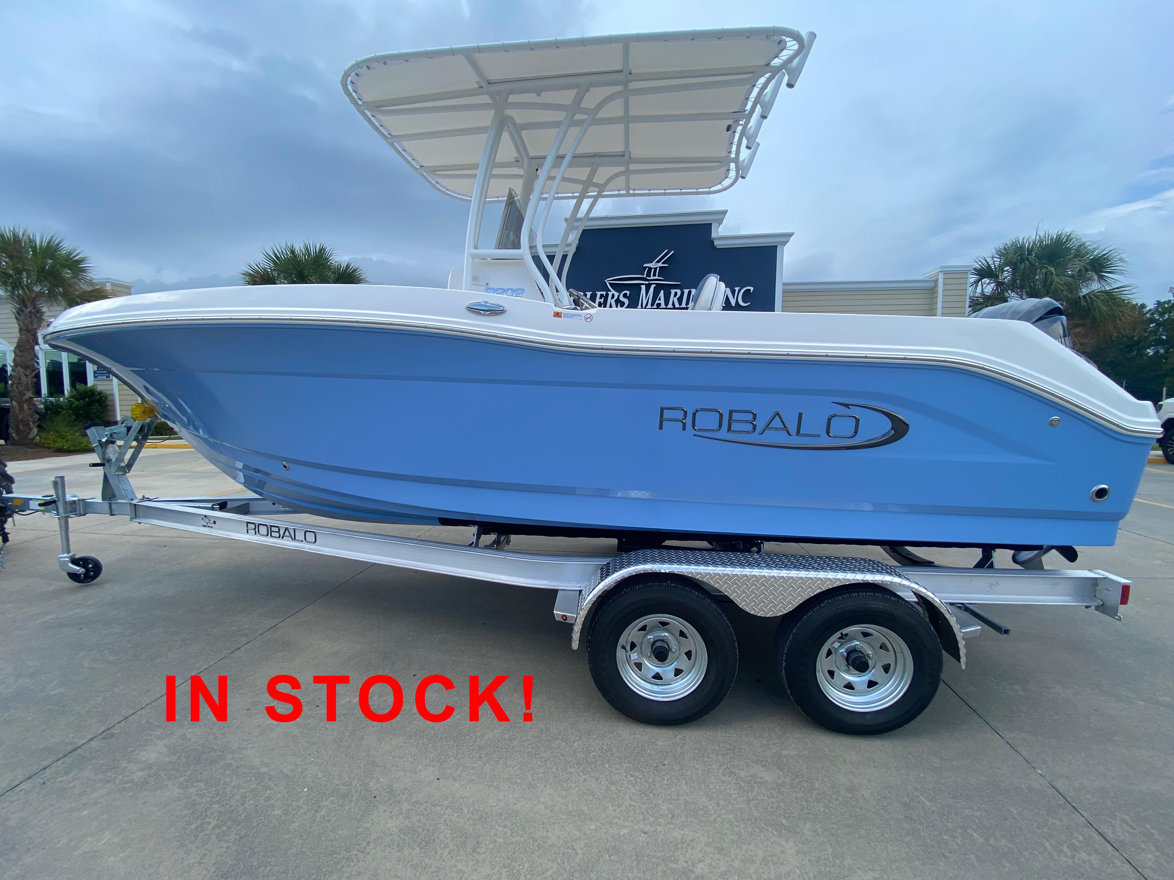 New 2024 Robalo R202 Explorer Steel Blue Boat for Sale | Anglers Marine