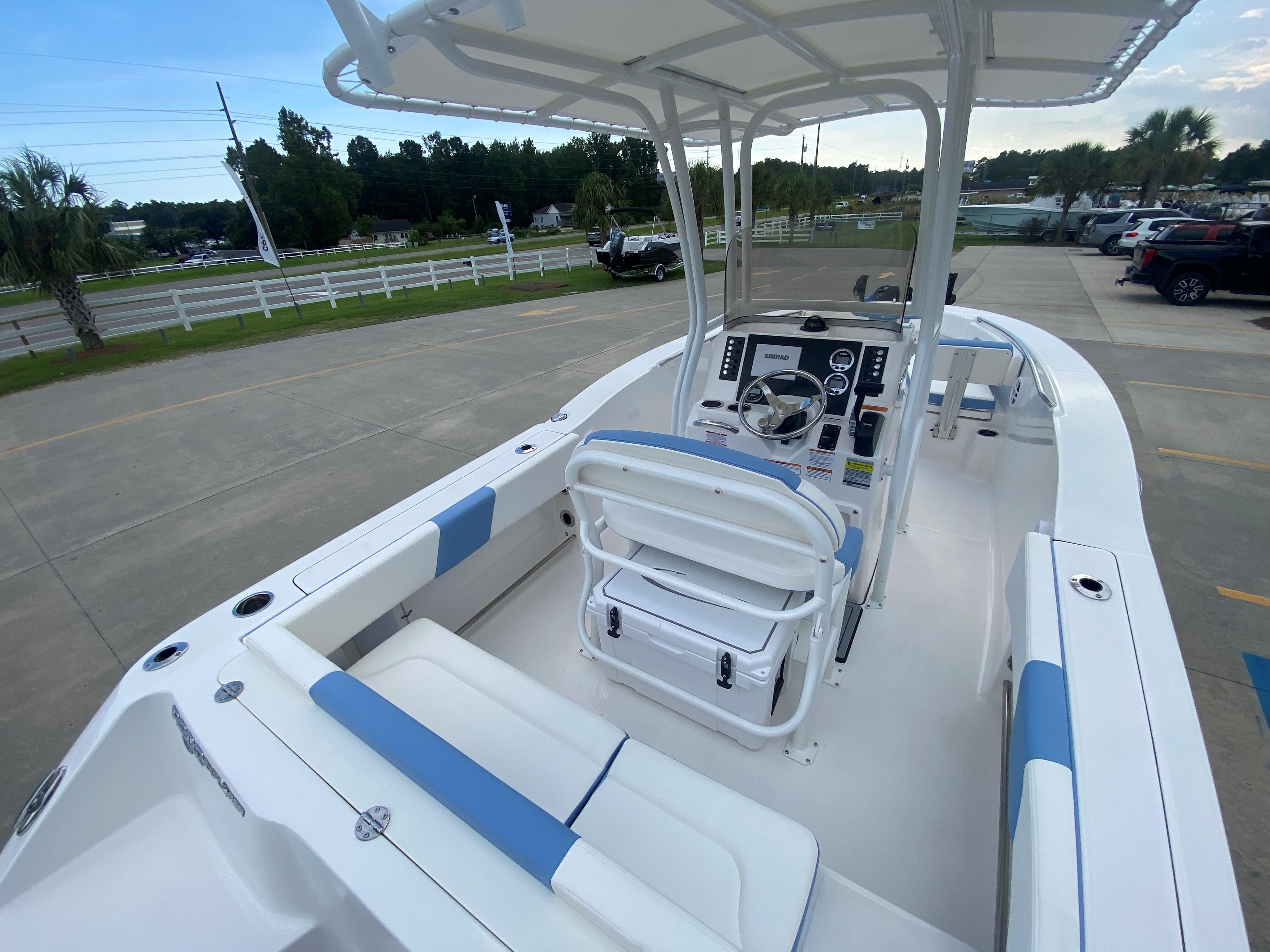 New 2024 Robalo R202 Explorer Steel Blue Boat for Sale | Anglers Marine