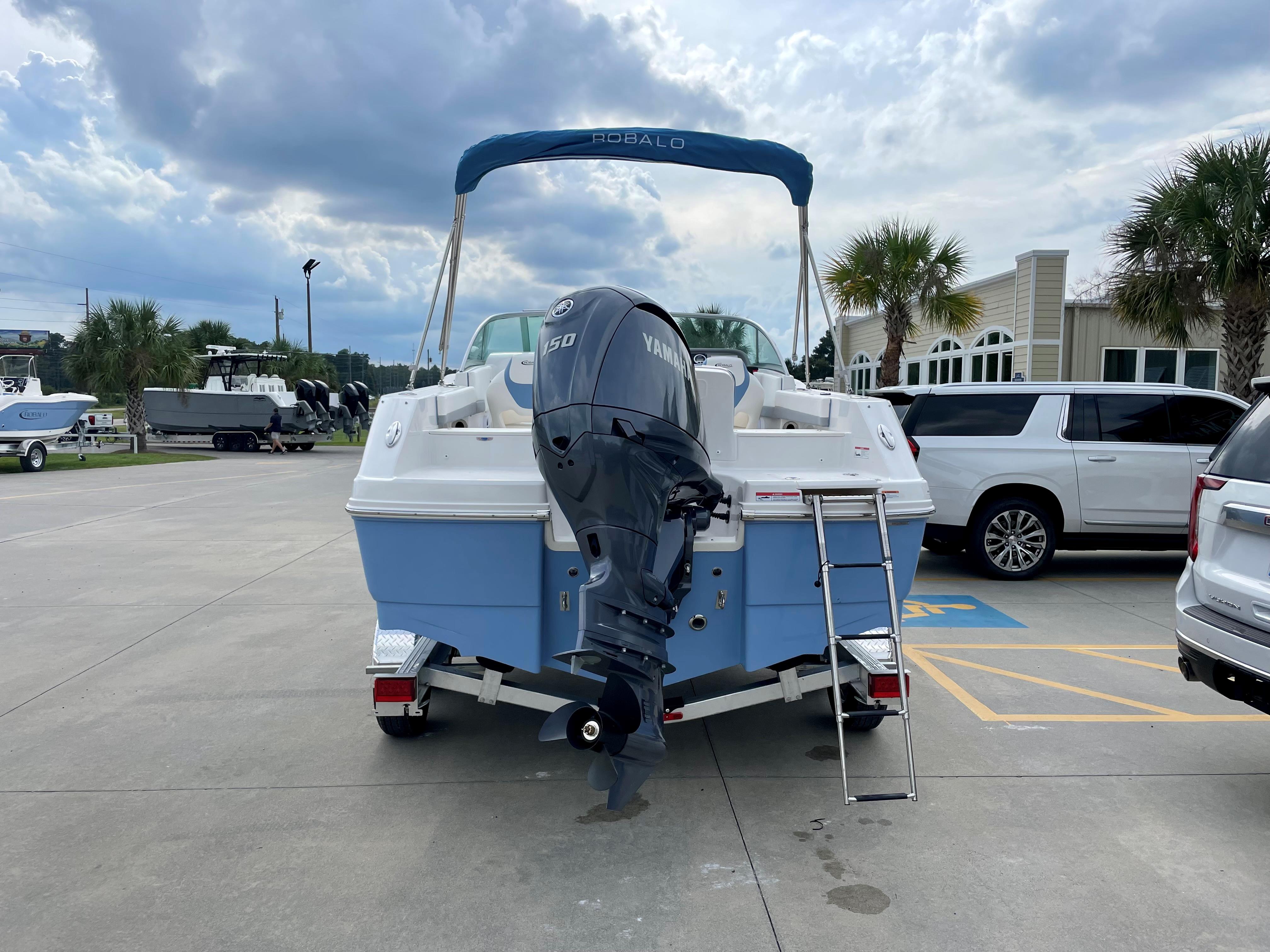 New 2024 Robalo R207 Steel Blue Boat for Sale | Anglers Marine