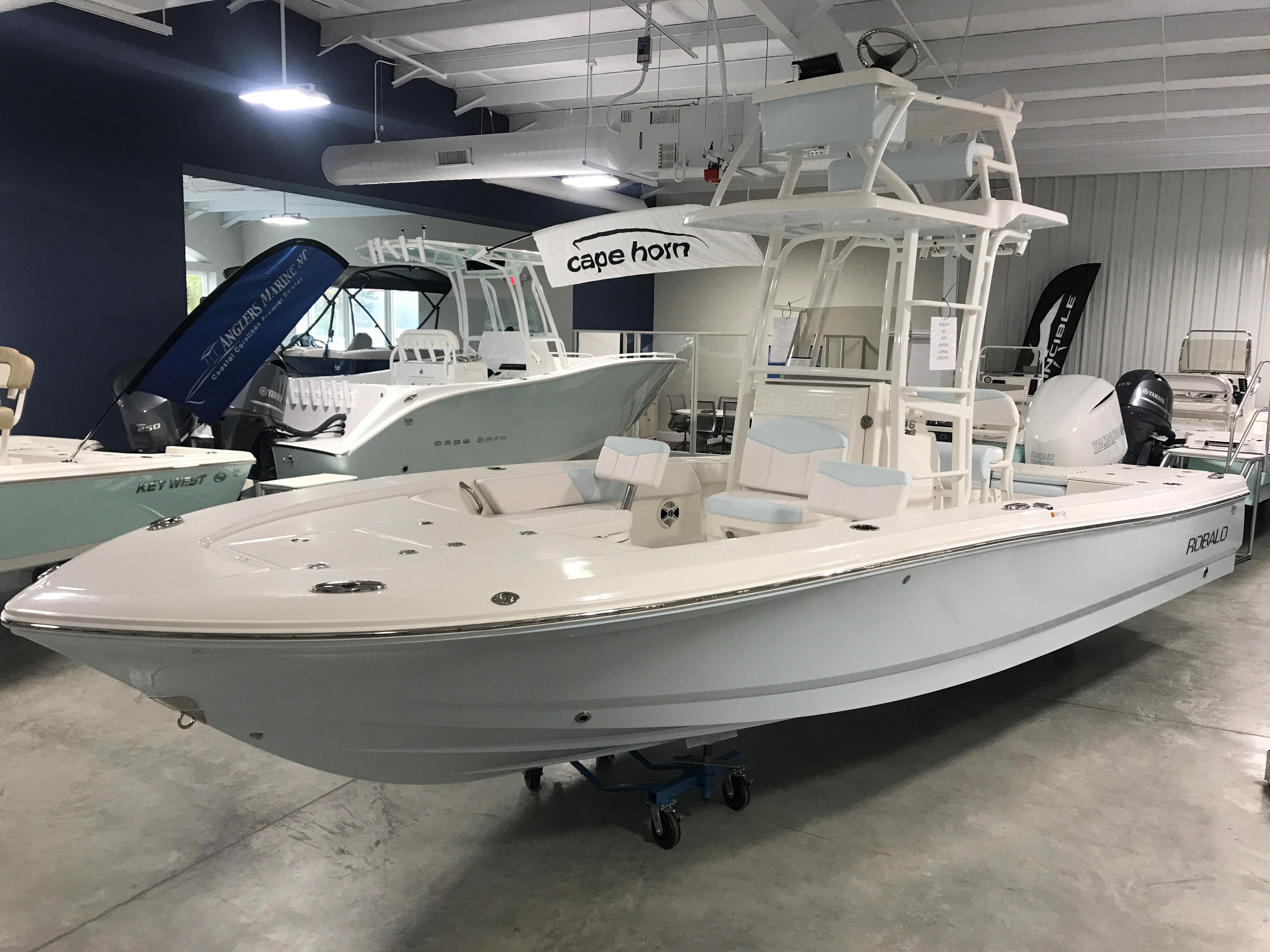New 2025 Robalo 246 Cayman Sky Deck Boat for Sale | Anglers Marine